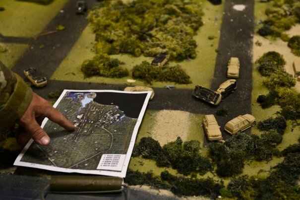 Pics: This is what a day of military bomb squad training is like