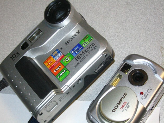 9 gadgets that seemed incredibly high-tech in the 1990s · The Daily Edge