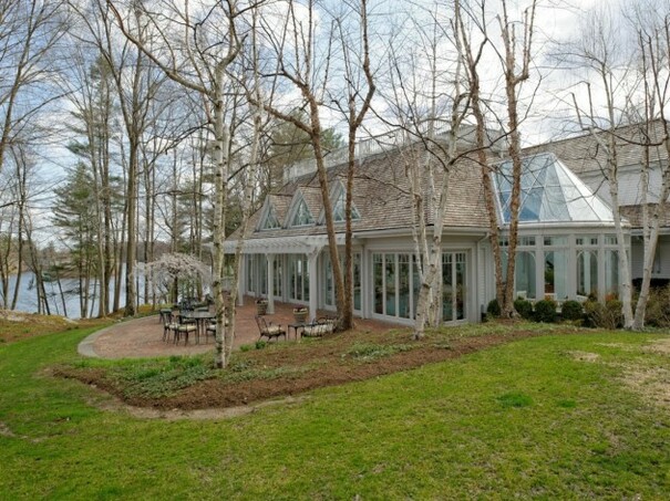 For sale: One home owned by an Oscar-winning director. The price? $27.5 ...