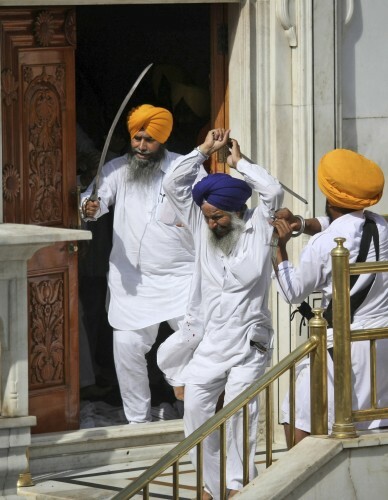 Ten wounded in sword fight at Indian temple · TheJournal.ie