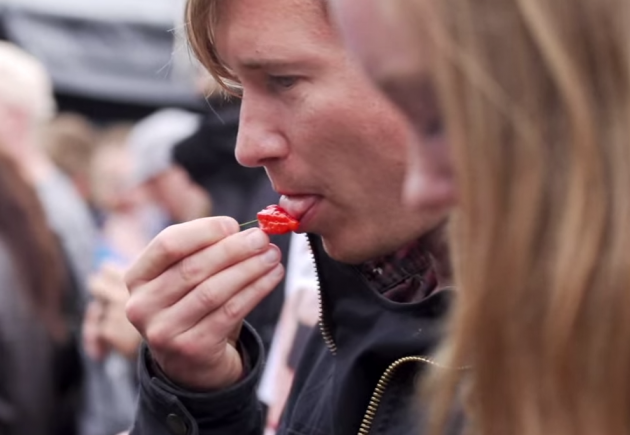 VIDEO: 1,000 people eat some of the world's hottest chillis
