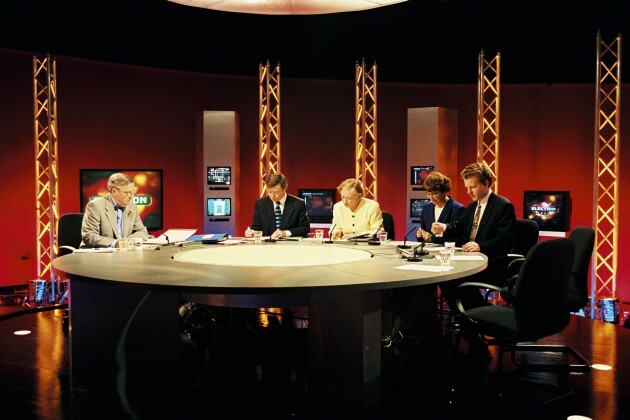 'A pioneering political broadcaster': Former RTÉ broadcaster Brian ...