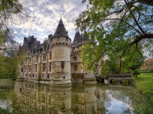 This French castle - a favourite with Rihanna - is on sale for €5 million