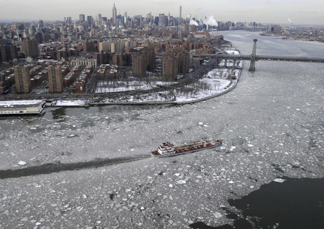 Manhattan surrounded by ice is the craziest - and most beautiful ...