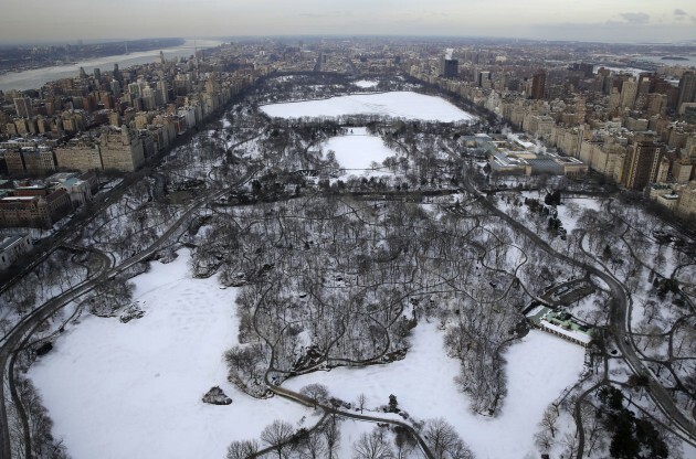 Manhattan surrounded by ice is the craziest - and most beautiful ...