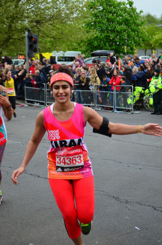 Woman (26) ran London marathon with 'period blood running down her legs'