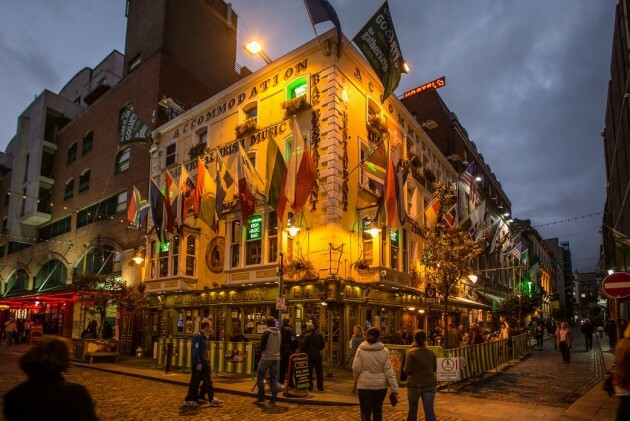 Here’s what it’s REALLY like to go out on the town in Temple Bar