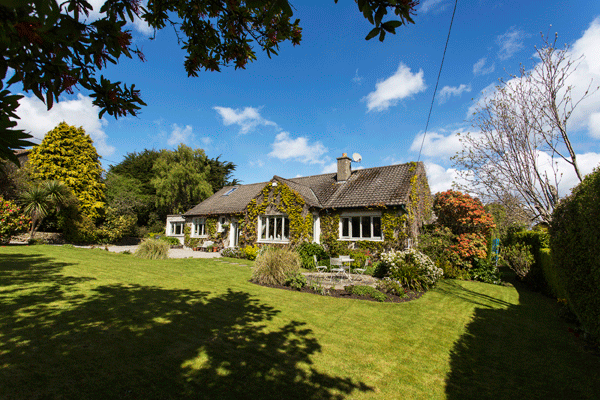 Feel 'to the manor born' in this Wicklow house · TheJournal.ie