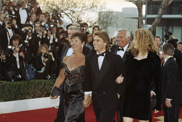 41 glorious Oscars red carpet photos from the 1990s · The Daily Edge