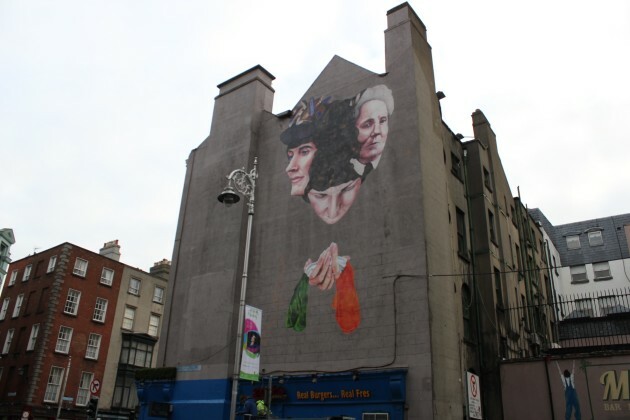 This amazing mural of 1916 women just appeared in Dublin city centre