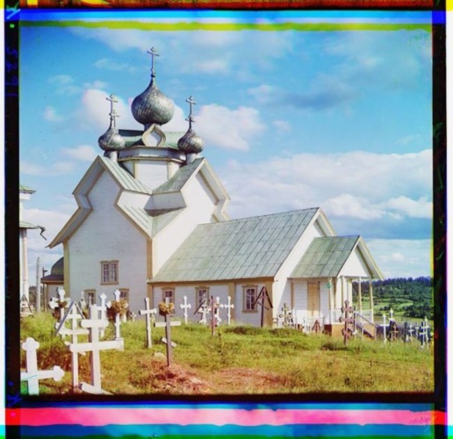 These colourised photos bring pre-communist era Russia to life