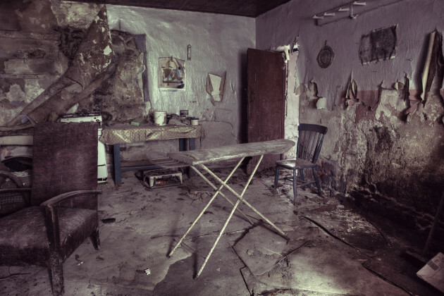 Take a look at what's inside this abandoned farmhouse · TheJournal.ie