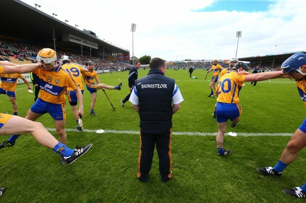Who are the contenders to succeed Davy Fitz in the Clare hurling hotseat?
