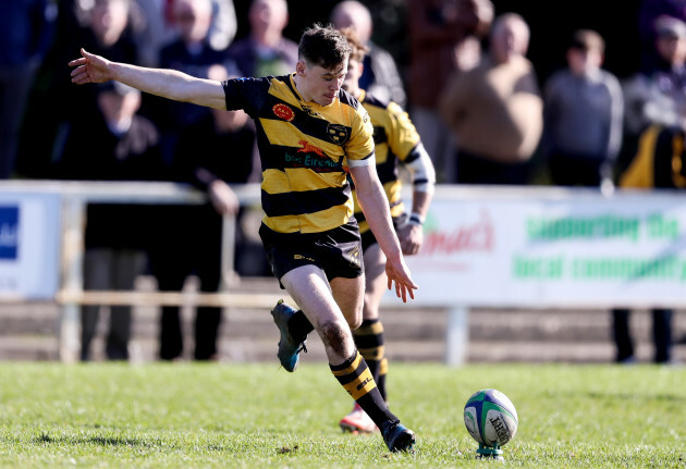 Old Belvedere boost survival hopes with draw against leaders Lansdowne