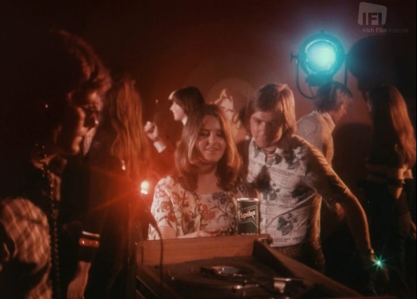 A rake of old Irish TV ads have been restored online and it's just pure ...