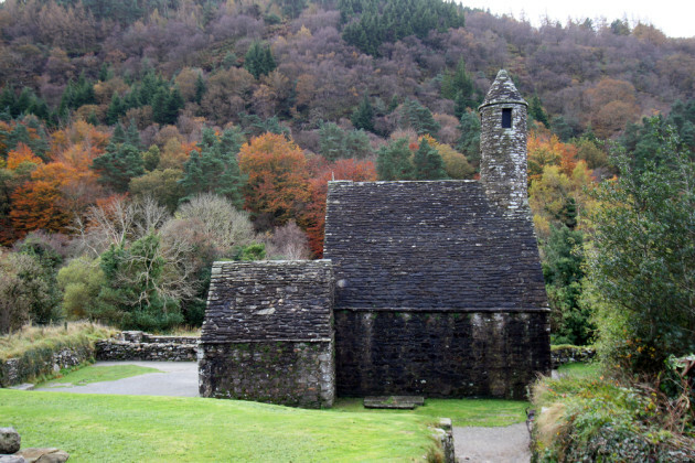6 stunningly beautiful drives to see Ireland in the autumn