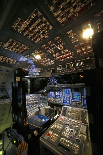 What does the cockpit of a space shuttle look like? · TheJournal.ie