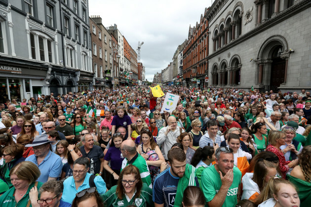 PICS: Huge crowd turns out to welcome Irish women's hockey team home
