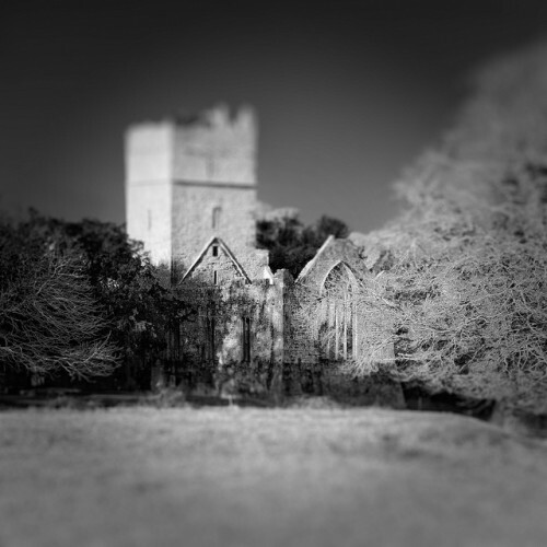 9 of Ireland's most dramatic ruined churches, in photos · TheJournal.ie