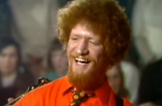 A statue in honour of The Dubliners' Luke Kelly is (finally) going to ...