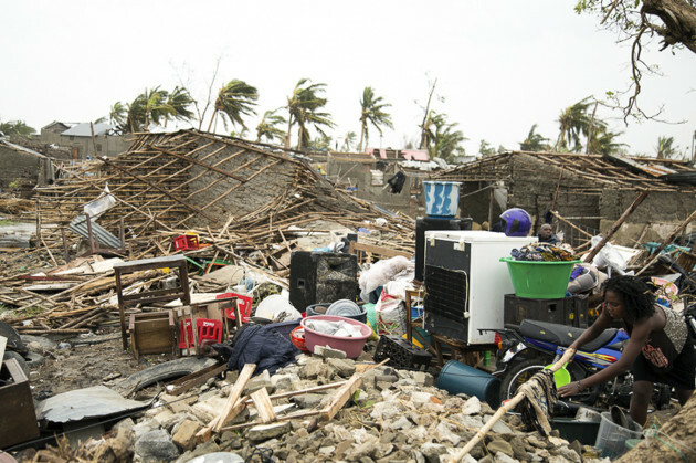 Over 1,000 feared dead after Cyclone Idai slams into Mozambique