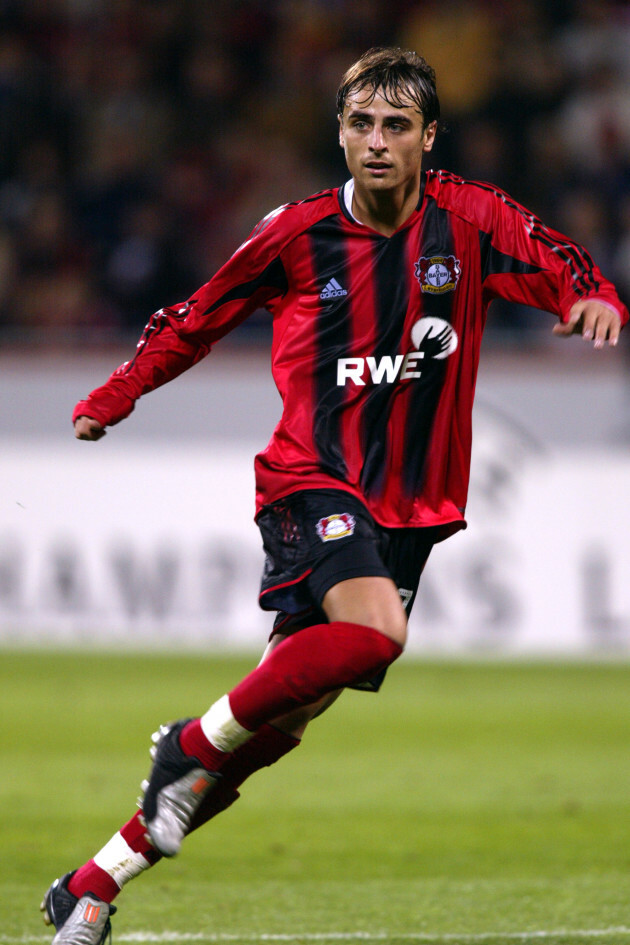 Ex-Man United and Spurs striker Berbatov announces retirement at 38