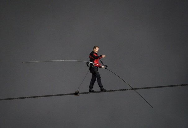 In pictures: Daredevil successfully walks tightrope across Niagara Falls