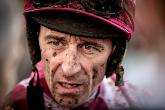 Davy Russell lands feature race at Limerick and Welsh Grand National ...
