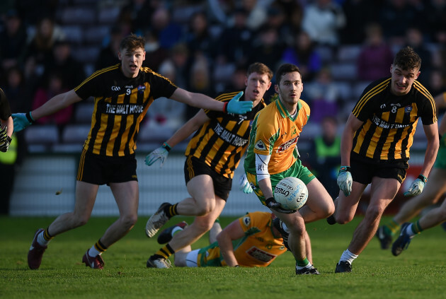 After 49 games unbeaten in Galway, Corofin are defeated as Mountbellew ...