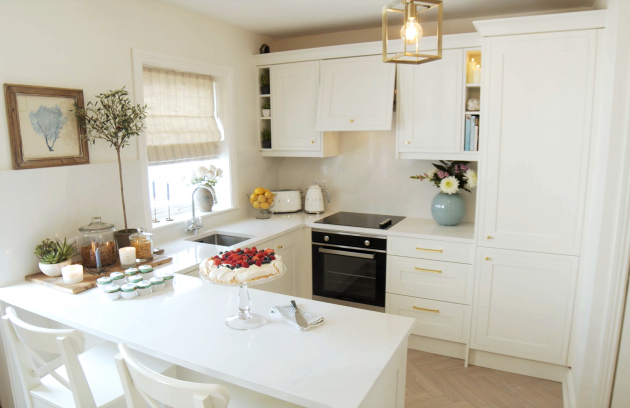 ‘I wanted something bright and fresh’: How Olivia’s ‘gloomy’ kitchen ...