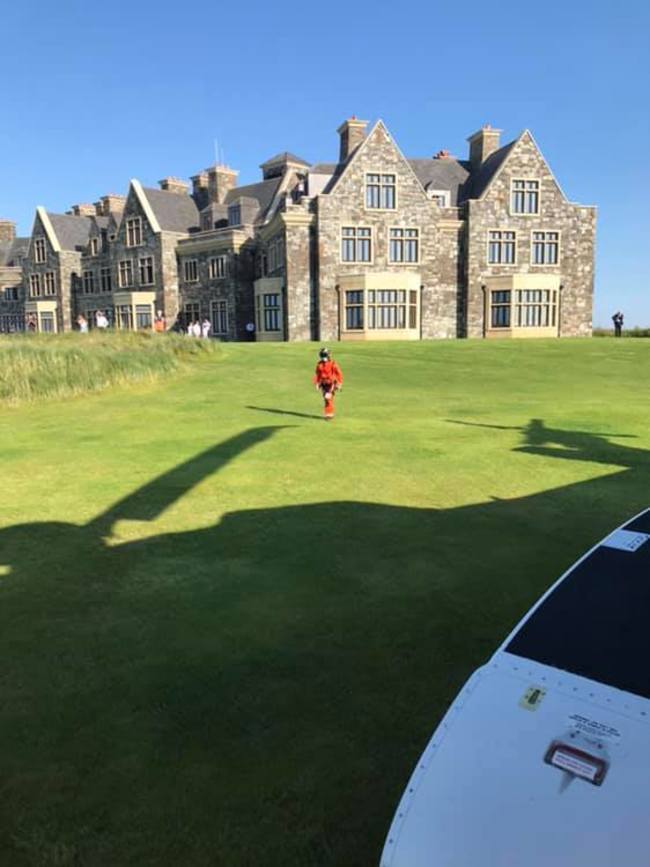 Three swimmers rescued after getting into difficulty off Doonbeg