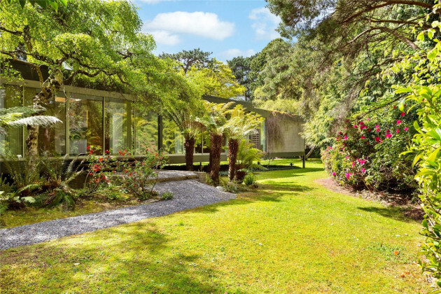 South Dublin hideaway with mountain views and award-winning design ...