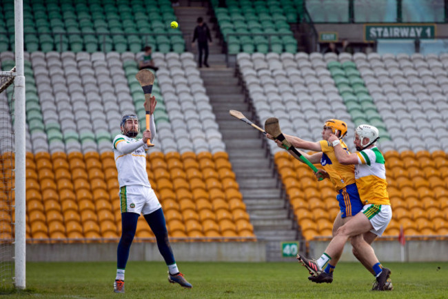 Tony Kelly scores 2-12 as Clare storm past Offaly for first league win