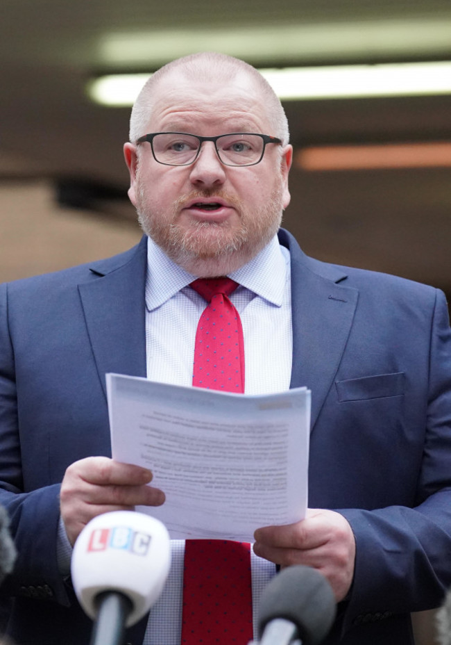 Serving Met Police officer admits to 24 counts of rape against a dozen ...