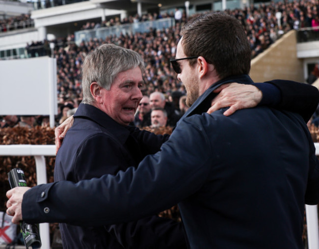 Famous victory for Irish duo in Cheltenham opener, El Fabiolo takes the ...
