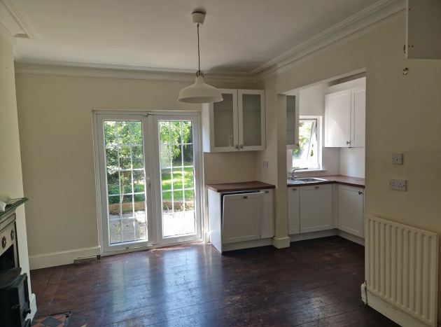 You can now make offers online for this four-bed family home in south ...