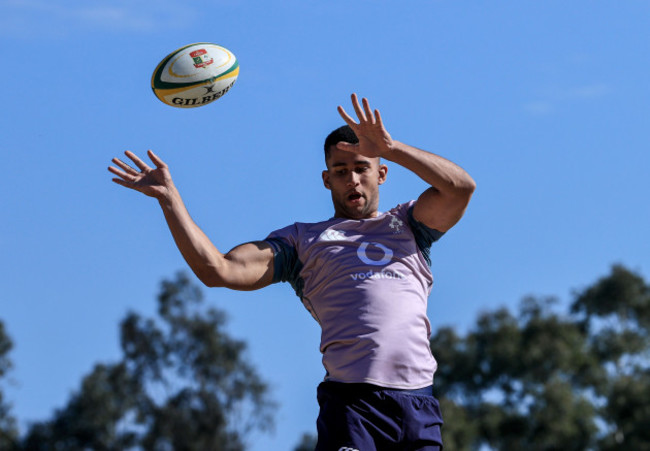 Prendergast and Izuchukwu impress but have to wait for Ireland caps