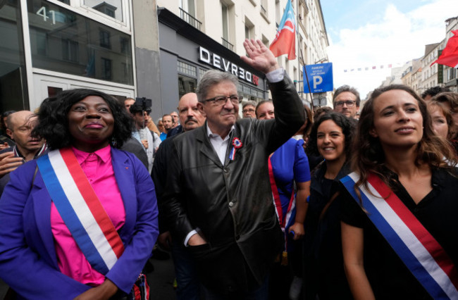 Thousands of left-wing protestors take to streets of France against ...