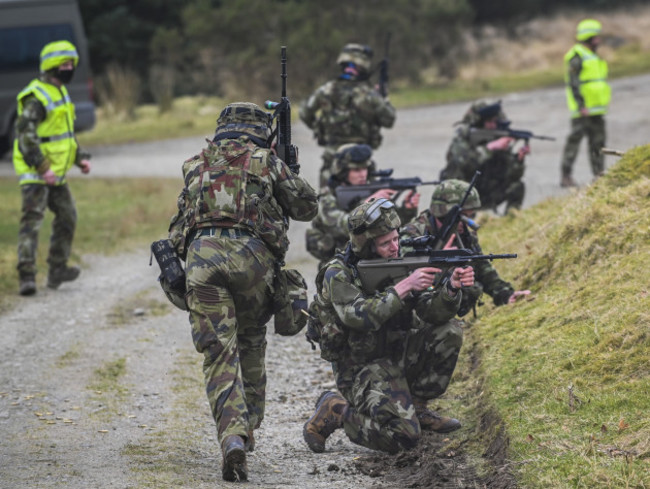 Under what circumstances can Irish soldiers in Lebanon use force to ...