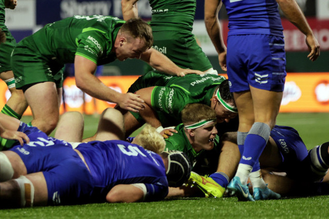 Leinster make it 5 BP wins from 5 as Snyman shines against Connacht