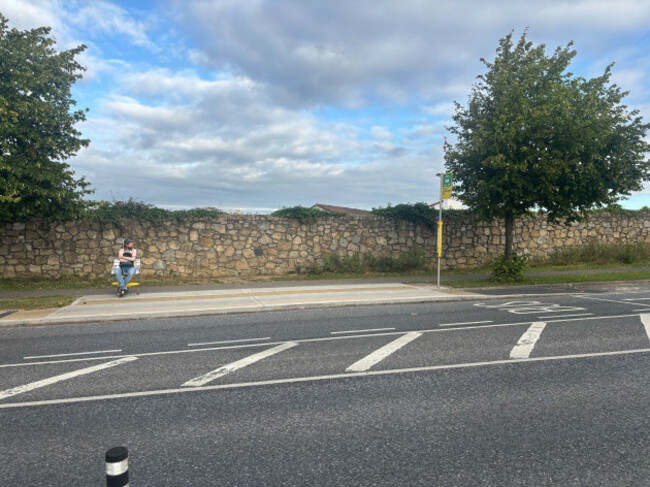 Questions over 'bizarre' new seat (singular) at Dublin bus stops