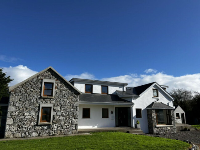 4 of a Kind: Homes with handy hobs on the kitchen island · TheJournal.ie