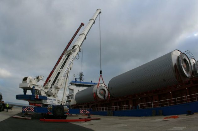 PICS: Guinness tanks move through Dublin overnight · TheJournal.ie