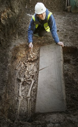 PICTURES: Remains of medieval knight found in Edinburgh car park