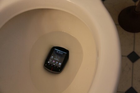 8 dangers of using your phone on the toilet · The Daily Edge